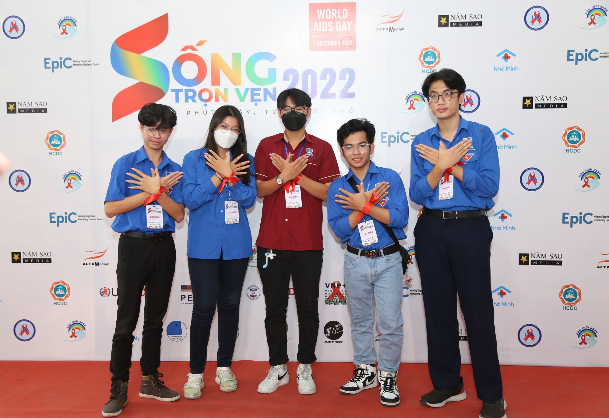 Chung tay trong cuộc chiến phòng, chống HIV/AIDS
