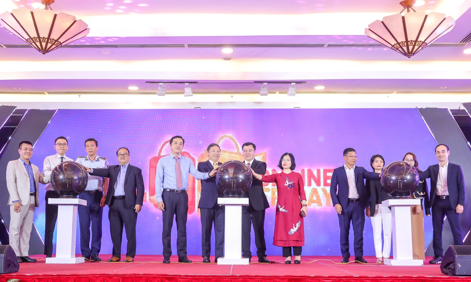 Ngày mua sắm trực tuyến Online Friday 2022 hơn 500 chương trình khuyến mãi