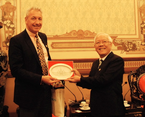 Lãnh đạo TPHCM tiếp Tổng Giám đốc phụ trách khu vực ASEAN của Tập đoàn ...